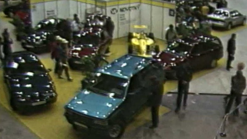 Trojkové dubny - Archiv ČT24 | Česká televize