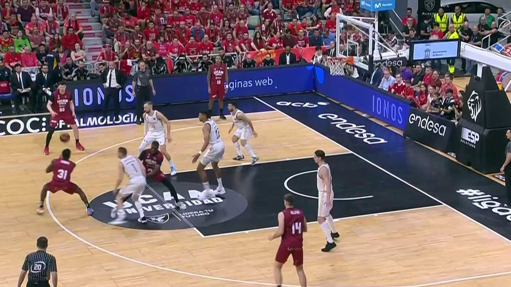 UCAM Murcia - Real Madrid - Liga ACB | Česká televize