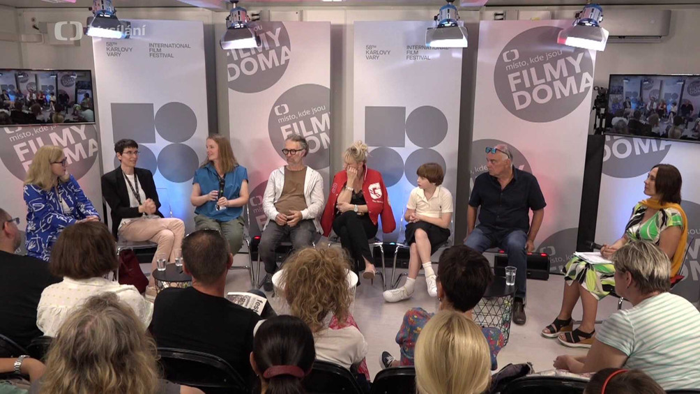 Čaj o třetí: Ema a smrtihlav - ČT na MFF Karlovy Vary | Česká televize