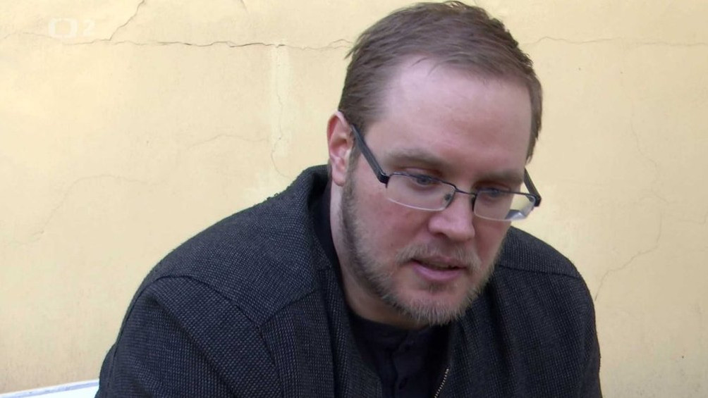 Ty, robot - Queer | Česká televize