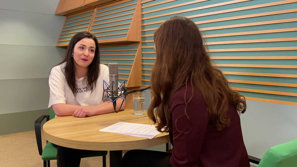 Tereza Řezníčková - Background ČT24 | Česká televize