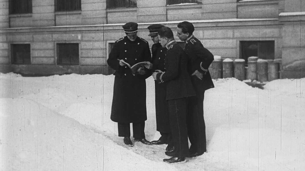 13. 28. říjen 1932: Čtrnáct let republiky - Zrod Československa: vznik ...