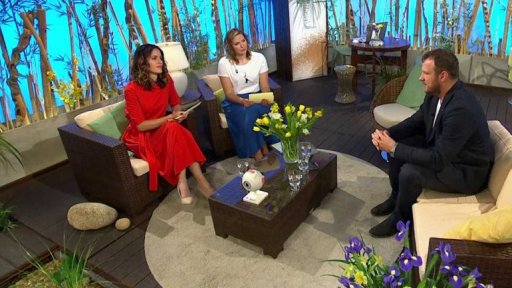 Mikrochirurgie oka - sítnice - 3. část - 23. května 2022 - Sama doma ...