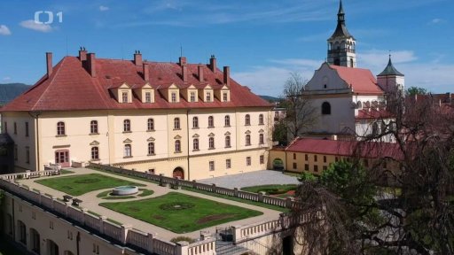 Střešné zahrada Lipník nad Bečvou - 22. června 2025 - Toulavá kamera ...