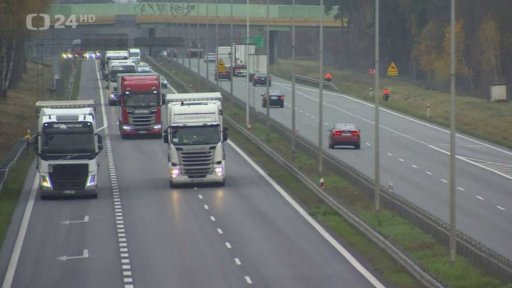 Přes hranice: předjíždění kamionů - 18. listopadu 2023 - Regiony ČT24 ...