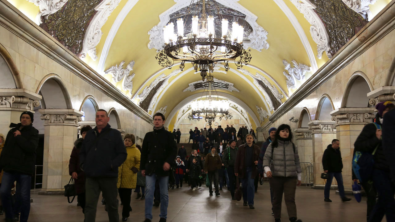 Moskevské metro - Obří dopravní uzly | Česká televize