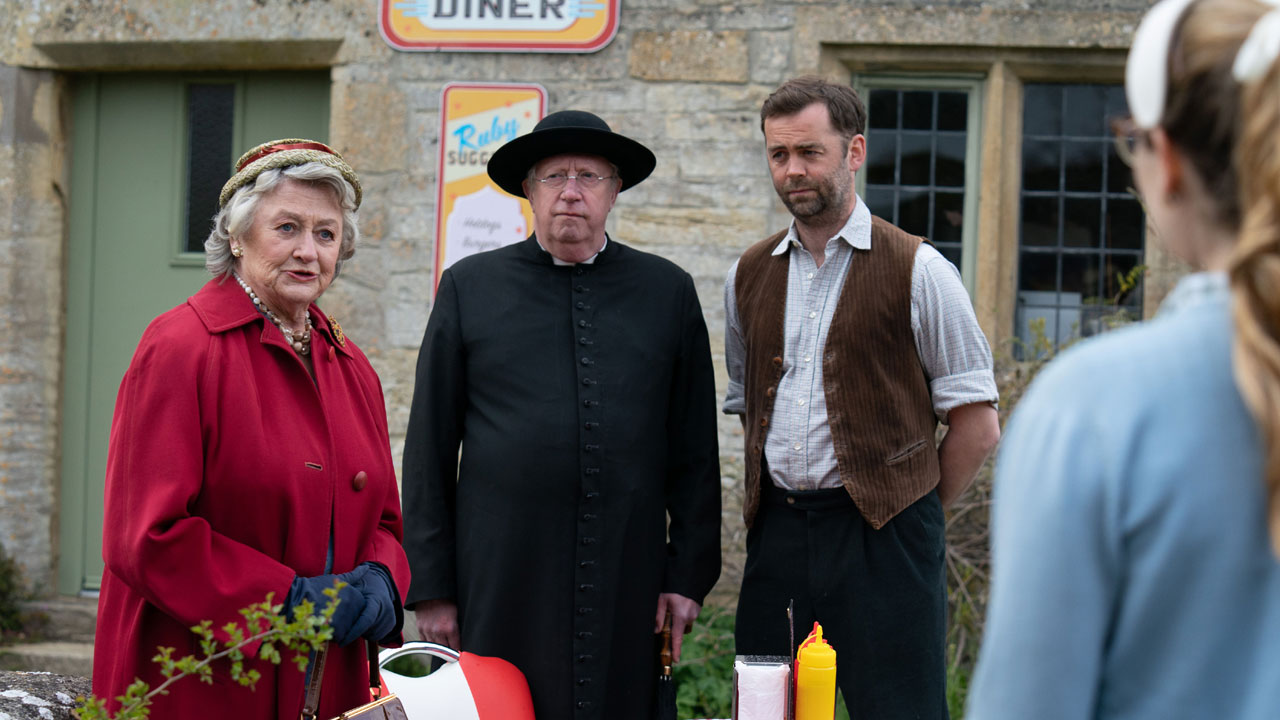 2/10 Hadí jazyk - Otec Brown | Česká televize